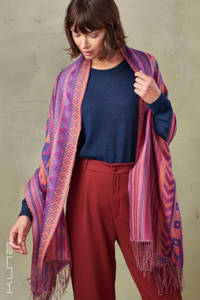 Alpaca Collections: Peruvian Alpaca Clothing & Vicuña